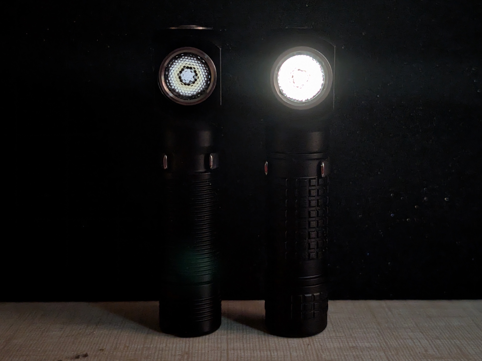 Manker E02 III AAA 10440 Torch Review :: Tim McMahon